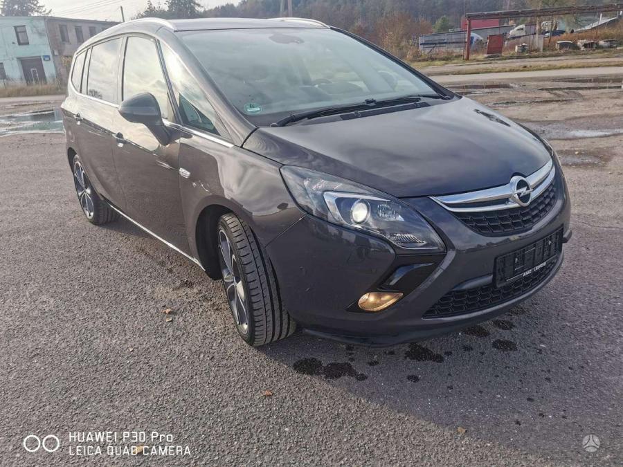 Pelēks Opel Zafira Tourer 2015 Prienai, ar dzinēja tilpumu 1.60 L un nobraukumu 286 tūkst. km par 5799 €, foto 1 vietnē AUTOMOTO.COM.LV