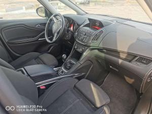 Pelēks Opel Zafira Tourer 2015 Prienai, ar dzinēja tilpumu 1.60 L un nobraukumu 286 tūkst. km par 5799 €, foto 4 vietnē AUTOMOTO.COM.LV