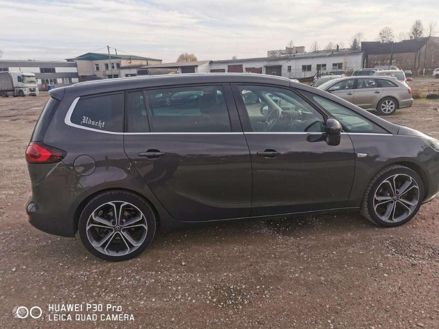 Pelēks Opel Zafira Tourer 2015 Prienai, ar dzinēja tilpumu 1.60 L un nobraukumu 286 tūkst. km par 5799 €, foto 6 vietnē AUTOMOTO.COM.LV