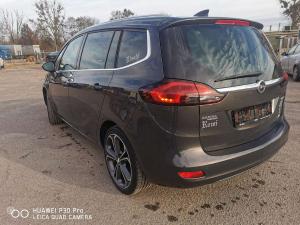 Pelēks Opel Zafira Tourer 2015 Prienai, ar dzinēja tilpumu 1.60 L un nobraukumu 286 tūkst. km par 5799 €, foto 8 vietnē AUTOMOTO.COM.LV