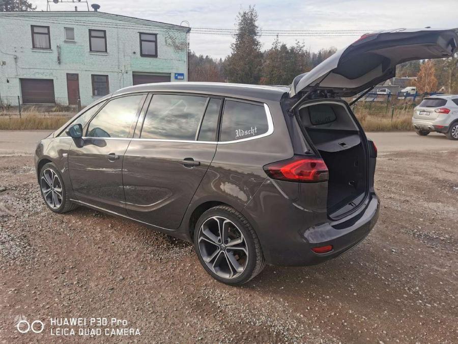 Pelēks Opel Zafira Tourer 2015 Prienai, ar dzinēja tilpumu 1.60 L un nobraukumu 286 tūkst. km par 5799 €, foto 11 vietnē AUTOMOTO.COM.LV
