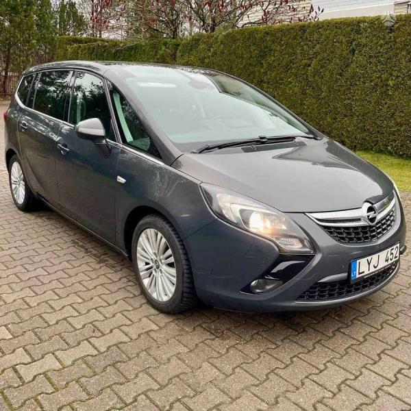 Pelēks Opel Zafira Tourer 2015 Viļņa, ar dzinēja tilpumu 1.60 L un nobraukumu 232 tūkst. km par 4450 €, foto 1 vietnē AUTOMOTO.COM.LV