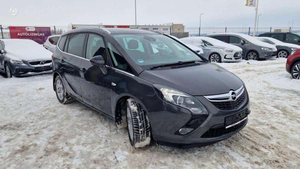 Серый Опель Zafira Tourer 2015 в Мариямполе, объемом двигателя 1.96 л и пробегом 262 тыс. км за 6790 €, фото 4 на AUTOMOTO.COM.LV