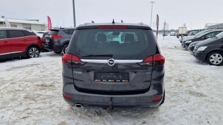 Pelēks Opel Zafira Tourer 2015 Marijampole, ar dzinēja tilpumu 1.96 L un nobraukumu 262 tūkst. km par 6790 €, foto 7 vietnē AUTOMOTO.COM.LV