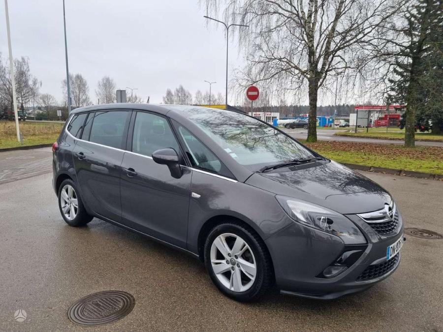 Pelēks Opel Zafira Tourer 2015 Tauragė, ar dzinēja tilpumu 1.60 L un nobraukumu 260 tūkst. km par 5200 €, foto 5 vietnē AUTOMOTO.COM.LV