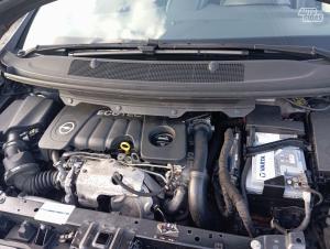 Grey Opel Zafira Tourer 2015 in Sakiai, with an engine capacity of 1.60 L and mileage of 241 thousand km for 5500 €, photo 17 on AUTOMOTO.COM.LV