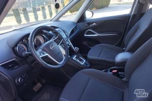 Grey Opel Zafira Tourer 2015 in Kedainiai, with an engine capacity of 2.00 L and mileage of 203 thousand km for 5250 €, photo 12 on AUTOMOTO.COM.LV