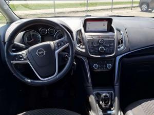 Grey Opel Zafira Tourer 2015 in Taurage, with an engine capacity of 1.60 L and mileage of 223 thousand km for 5400 €, photo 13 on AUTOMOTO.COM.LV