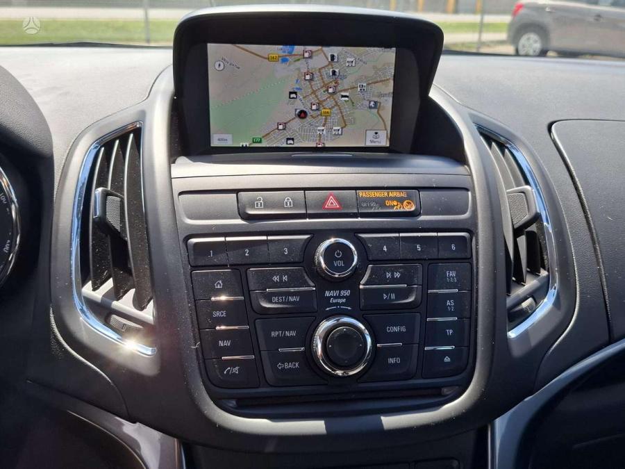 Grey Opel Zafira Tourer 2015 in Taurage, with an engine capacity of 1.60 L and mileage of 223 thousand km for 5400 €, photo 16 on AUTOMOTO.COM.LV