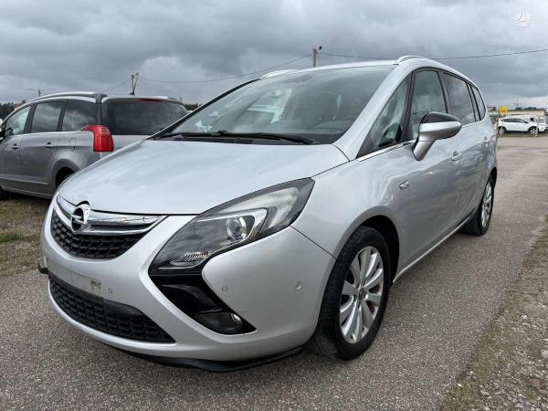 Серый Опель Zafira Tourer 2015 в Вильнюс, объемом двигателя 1.60 л и пробегом 270 тыс. км за 5400 €, фото 1 на AUTOMOTO.COM.LV