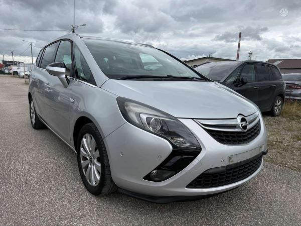 Серый Опель Zafira Tourer 2015 в Вильнюс, объемом двигателя 1.60 л и пробегом 270 тыс. км за 5400 €, фото 2 на AUTOMOTO.COM.LV
