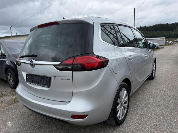 Серый Опель Zafira Tourer 2015 в Вильнюс, объемом двигателя 1.60 л и пробегом 270 тыс. км за 5400 €, фото 4 на AUTOMOTO.COM.LV