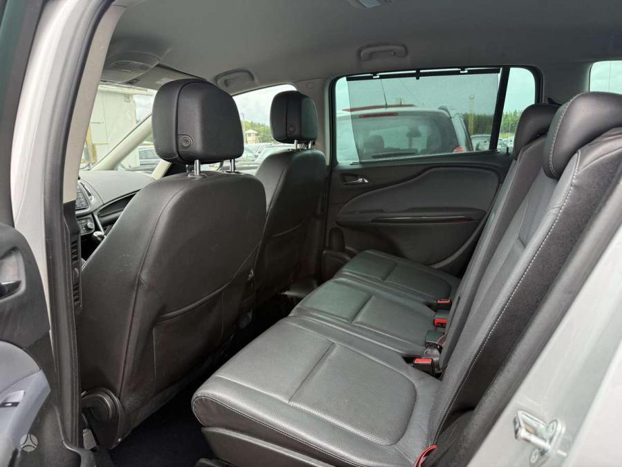 Pelēks Opel Zafira Tourer 2015 Viļņa, ar dzinēja tilpumu 1.60 L un nobraukumu 270 tūkst. km par 5400 €, foto 18 vietnē AUTOMOTO.COM.LV