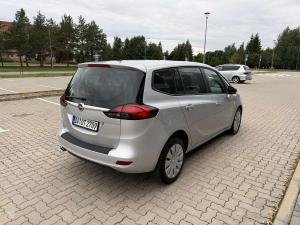 Серый Опель Zafira Tourer 2015 в Паневежис, объемом двигателя 1.96 л и пробегом 211 тыс. км за 6900 €, фото 4 на AUTOMOTO.COM.LV