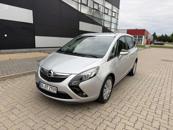Pelēks Opel Zafira Tourer 2015 Panevēža, ar dzinēja tilpumu 1.96 L un nobraukumu 211 tūkst. km par 6900 €, foto 8 vietnē AUTOMOTO.COM.LV