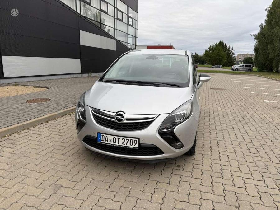 Серый Опель Zafira Tourer 2015 в Паневежис, объемом двигателя 1.96 л и пробегом 211 тыс. км за 6900 €, фото 11 на AUTOMOTO.COM.LV