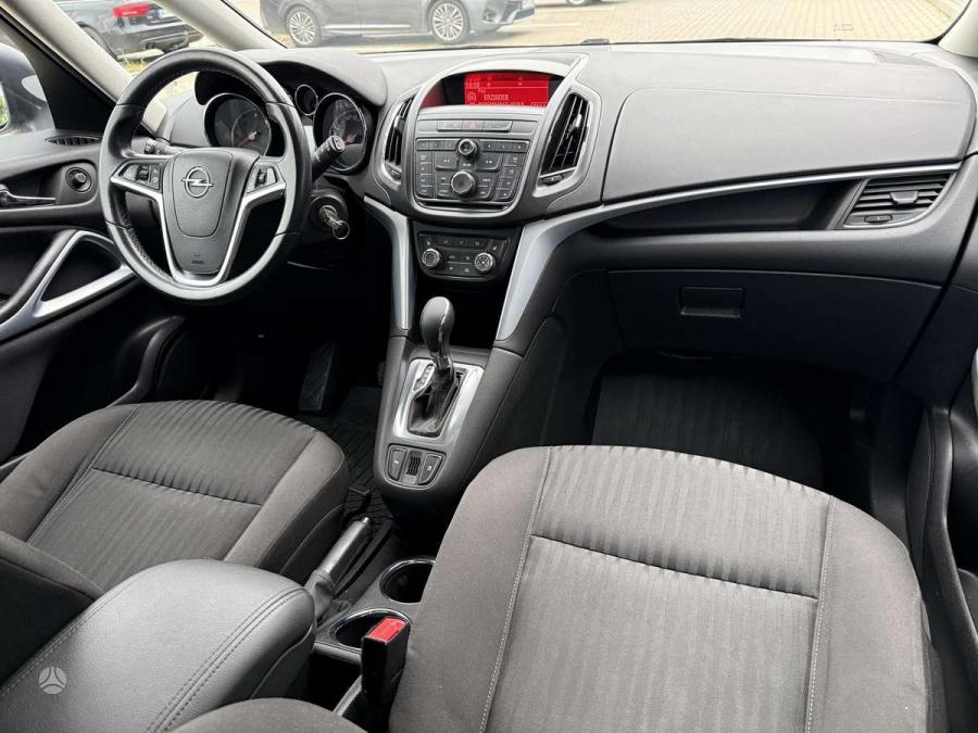 Серый Опель Zafira Tourer 2015 в Паневежис, объемом двигателя 1.96 л и пробегом 211 тыс. км за 6900 €, фото 20 на AUTOMOTO.COM.LV