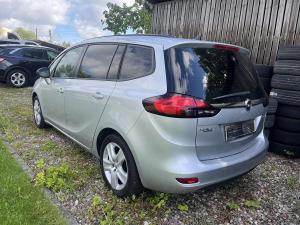 Grey Opel Zafira Tourer 2015 in Marijampole, with an engine capacity of 1.36 L and mileage of 205 thousand km for 6000 €, photo 4 on AUTOMOTO.COM.LV