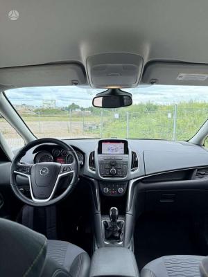 Серый Опель Zafira Tourer 2015 в Таураге, объемом двигателя 2.00 л и пробегом 290 тыс. км за 5200 €, фото 11 на AUTOMOTO.COM.LV