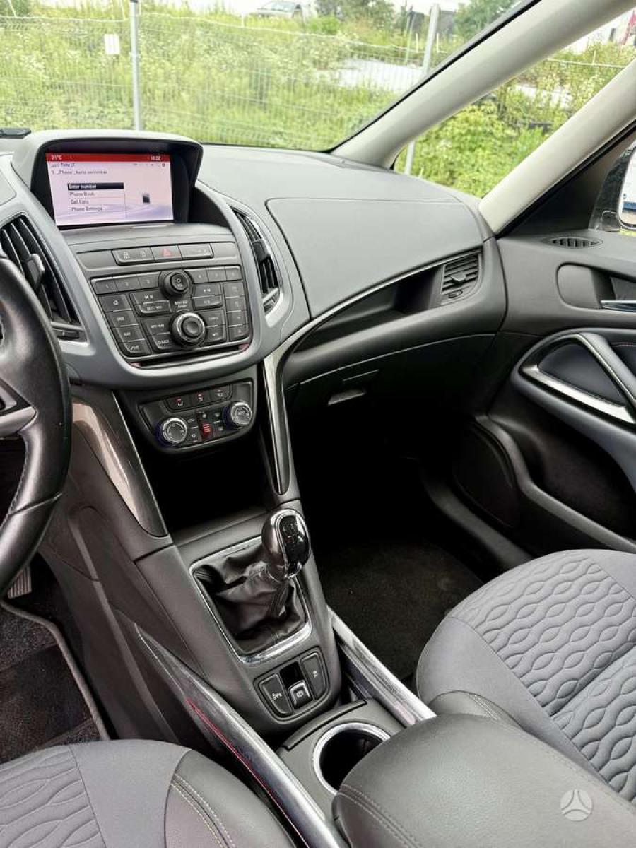 Серый Опель Zafira Tourer 2015 в Таураге, объемом двигателя 2.00 л и пробегом 290 тыс. км за 5200 €, фото 17 на AUTOMOTO.COM.LV