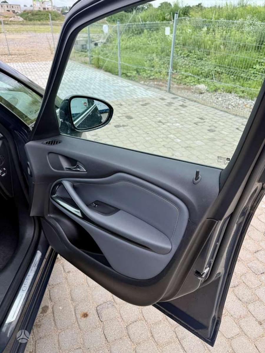 Серый Опель Zafira Tourer 2015 в Таураге, объемом двигателя 2.00 л и пробегом 290 тыс. км за 5200 €, фото 20 на AUTOMOTO.COM.LV