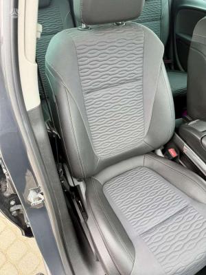 Серый Опель Zafira Tourer 2015 в Таураге, объемом двигателя 2.00 л и пробегом 290 тыс. км за 5200 €, фото 24 на AUTOMOTO.COM.LV