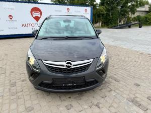 Grey Opel Zafira Tourer 2015 in Taurage, with an engine capacity of 2.00 L and mileage of 290 thousand km for 5150 €, photo 12 on AUTOMOTO.COM.LV