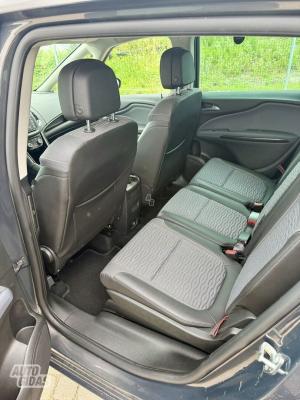 Grey Opel Zafira Tourer 2015 in Taurage, with an engine capacity of 2.00 L and mileage of 290 thousand km for 5150 €, photo 18 on AUTOMOTO.COM.LV