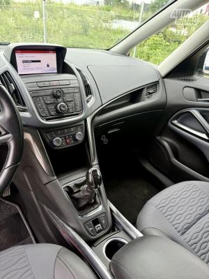 Grey Opel Zafira Tourer 2015 in Taurage, with an engine capacity of 2.00 L and mileage of 290 thousand km for 5150 €, photo 20 on AUTOMOTO.COM.LV