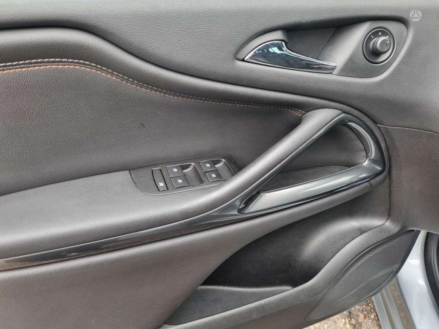 Pelēks Opel Zafira Tourer 2015 Šauļi, ar dzinēja tilpumu 1.96 L un nobraukumu 250 tūkst. km par 5900 €, foto 16 vietnē AUTOMOTO.COM.LV