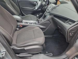 Pelēks Opel Zafira Tourer 2015 Šauļi, ar dzinēja tilpumu 1.96 L un nobraukumu 250 tūkst. km par 5900 €, foto 26 vietnē AUTOMOTO.COM.LV