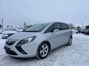 Grey Opel Zafira Tourer 2016 in Utena, with an engine capacity of 1.96 L and mileage of 247 thousand km for 6100 €, photo 6 on AUTOMOTO.COM.LV