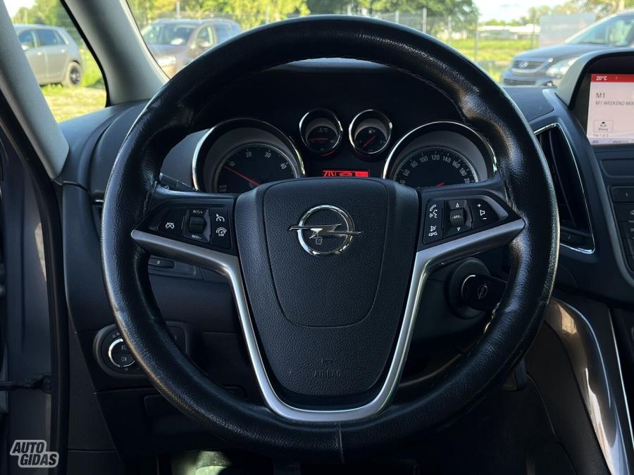 Grey Opel Zafira Tourer 2016 in Klaipeda, with an engine capacity of 2.00 L and mileage of 269 thousand km for 6950 €, photo 7 on AUTOMOTO.COM.LV