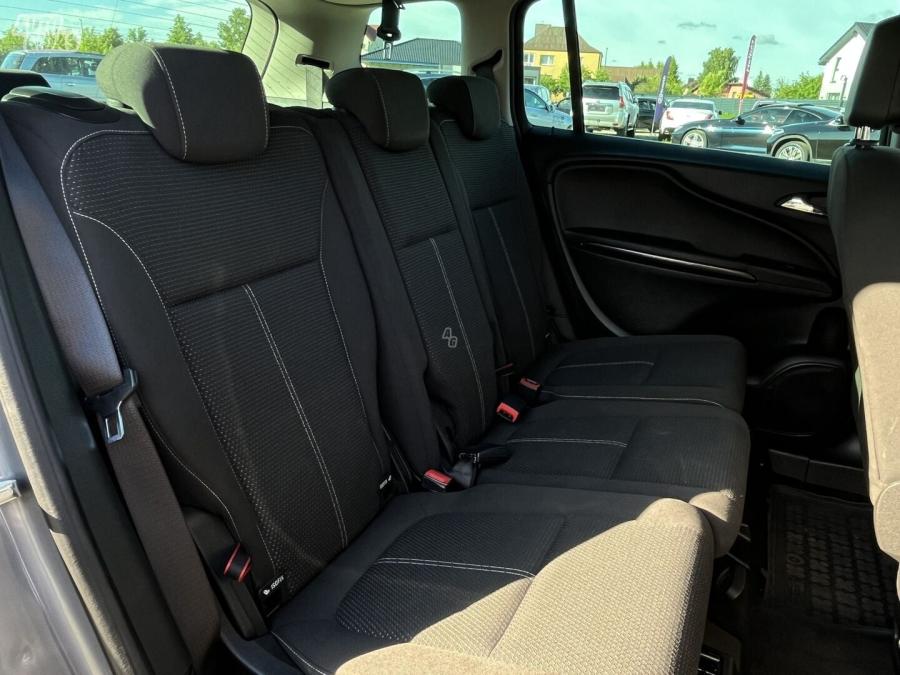 Grey Opel Zafira Tourer 2016 in Klaipeda, with an engine capacity of 2.00 L and mileage of 269 thousand km for 6950 €, photo 13 on AUTOMOTO.COM.LV