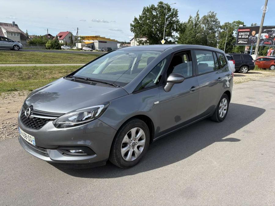 Серый Опель Zafira Tourer 2016 в Таураге, объемом двигателя 1.60 л и пробегом 223 тыс. км за 5200 €, фото 1 на AUTOMOTO.COM.LV