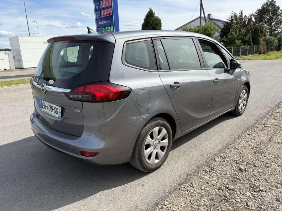 Серый Опель Zafira Tourer 2016 в Таураге, объемом двигателя 1.60 л и пробегом 223 тыс. км за 5200 €, фото 5 на AUTOMOTO.COM.LV