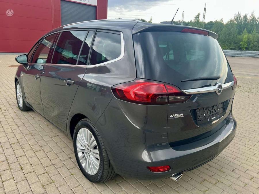 Pelēks Opel Zafira Tourer 2016 Kauņa, ar dzinēja tilpumu 1.96 L un nobraukumu 157 tūkst. km par 6690 €, foto 14 vietnē AUTOMOTO.COM.LV