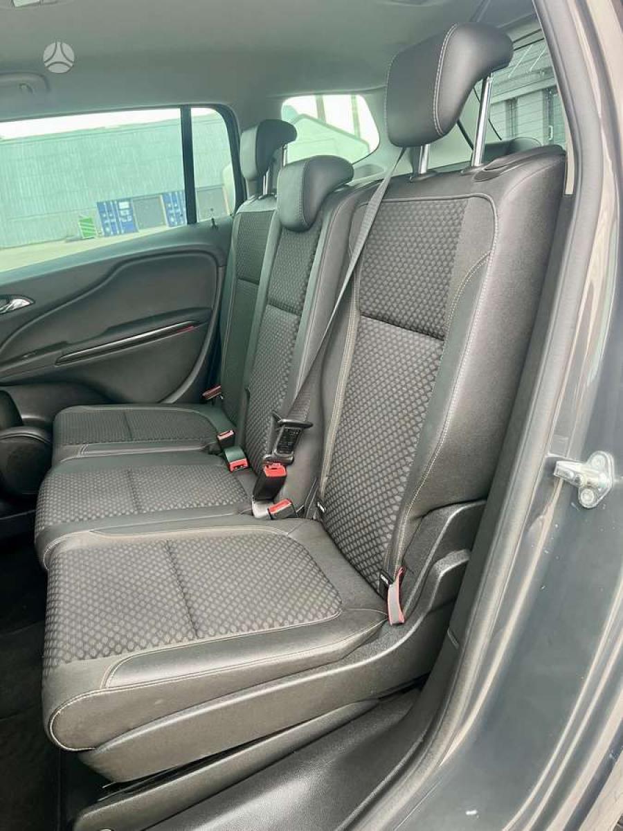 Pelēks Opel Zafira Tourer 2016 Kauņa, ar dzinēja tilpumu 1.96 L un nobraukumu 157 tūkst. km par 6690 €, foto 31 vietnē AUTOMOTO.COM.LV