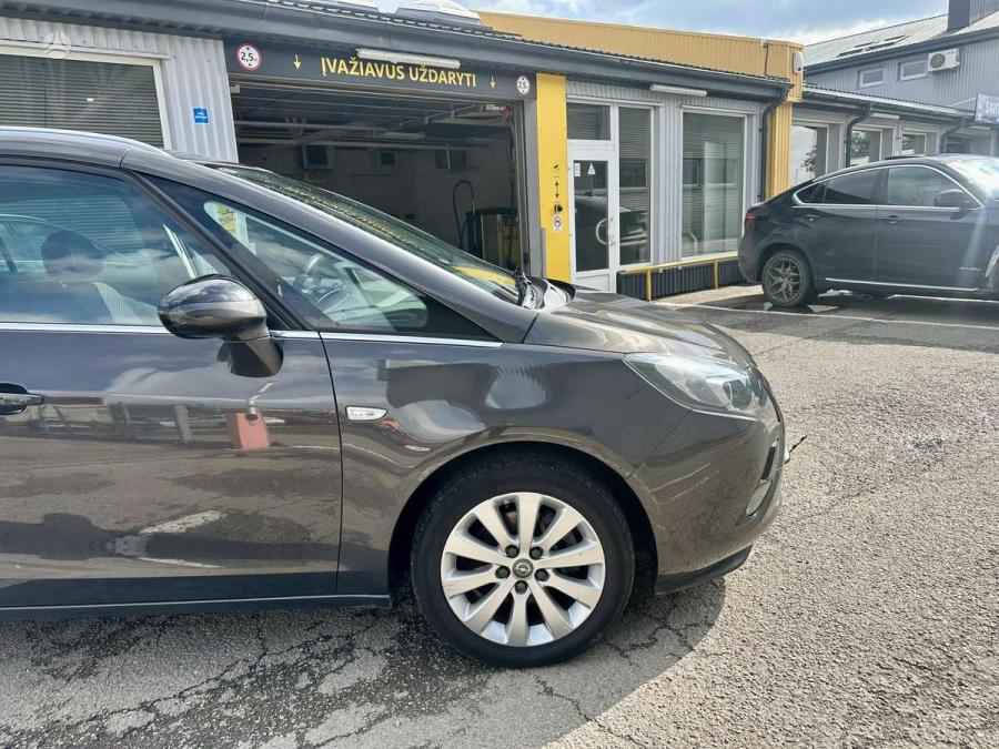 Pelēks Opel Zafira Tourer 2016 Šauļi, ar dzinēja tilpumu 1.60 L un nobraukumu 195 tūkst. km par 5100 €, foto 5 vietnē AUTOMOTO.COM.LV