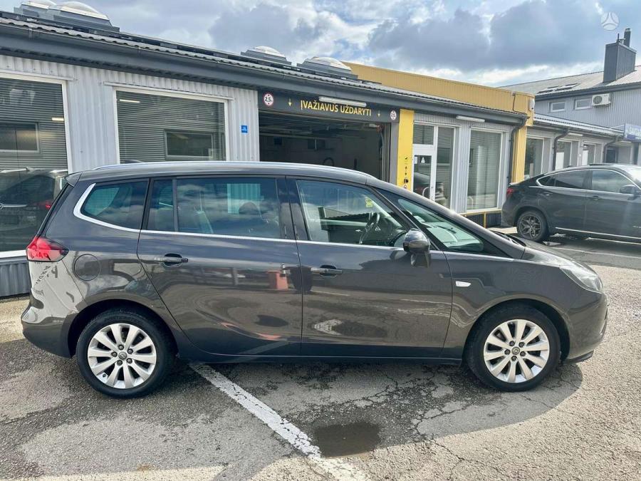 Pelēks Opel Zafira Tourer 2016 Šauļi, ar dzinēja tilpumu 1.60 L un nobraukumu 195 tūkst. km par 5100 €, foto 6 vietnē AUTOMOTO.COM.LV