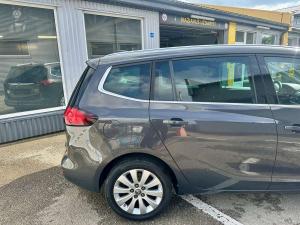 Pelēks Opel Zafira Tourer 2016 Šauļi, ar dzinēja tilpumu 1.60 L un nobraukumu 195 tūkst. km par 5100 €, foto 7 vietnē AUTOMOTO.COM.LV