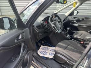 Pelēks Opel Zafira Tourer 2016 Šauļi, ar dzinēja tilpumu 1.60 L un nobraukumu 195 tūkst. km par 5100 €, foto 14 vietnē AUTOMOTO.COM.LV
