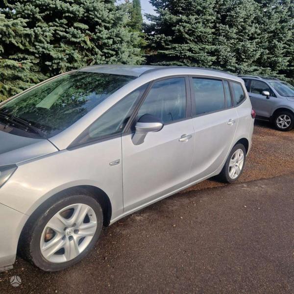 Opel Zafira Tourer 2016 Utena vietnē Pelēks Opel Zafira Tourer 2016 Utena, ar dzinēja tilpumu 1.36 L un nobraukumu 167 tūkst. km par 5900 €, foto 3 vietnē AUTOMOTO.COM.LV