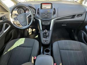 Grey Opel Zafira Tourer 2016 in Marijampole, with an engine capacity of 1.36 L and mileage of 230 thousand km for 5350 €, photo 13 on AUTOMOTO.COM.LV