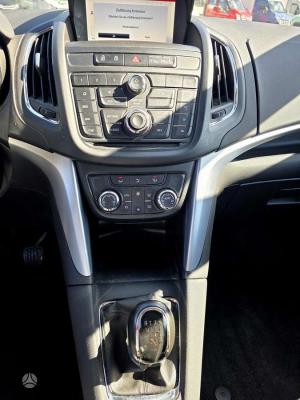 Grey Opel Zafira Tourer 2016 in Marijampole, with an engine capacity of 1.36 L and mileage of 230 thousand km for 5350 €, photo 14 on AUTOMOTO.COM.LV