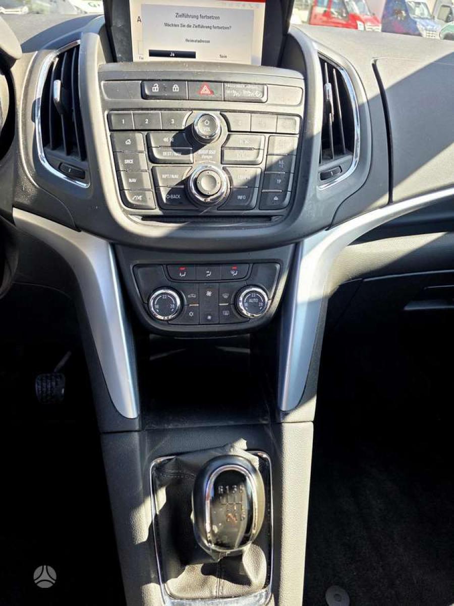 Grey Opel Zafira Tourer 2016 in Marijampole, with an engine capacity of 1.36 L and mileage of 230 thousand km for 5350 €, photo 14 on AUTOMOTO.COM.LV