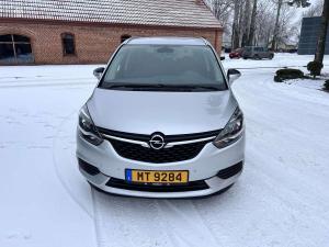 Pelēks Opel Zafira Tourer 2017 Marijampole, ar dzinēja tilpumu 1.60 L un nobraukumu 142 tūkst. km par 7200 €, foto  vietnē AUTOMOTO.COM.LV