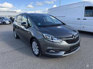 Серый Опель Zafira Tourer 2017 в Мариямполе, объемом двигателя 1.60 л и пробегом 212 тыс. км за 7250 €, фото 4 на AUTOMOTO.COM.LV