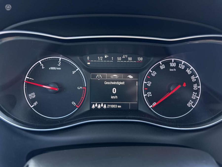 Серый Опель Zafira Tourer 2017 в Мариямполе, объемом двигателя 1.60 л и пробегом 212 тыс. км за 7250 €, фото 12 на AUTOMOTO.COM.LV