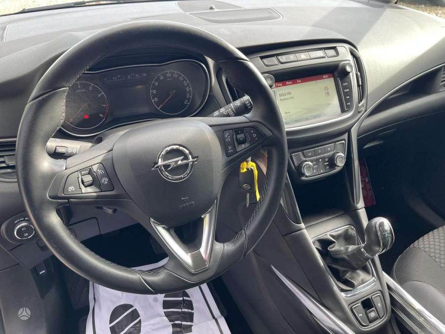 Серый Опель Zafira Tourer 2017 в Каунас, объемом двигателя 1.36 л и пробегом 140 тыс. км за 7800 €, фото 14 на AUTOMOTO.COM.LV